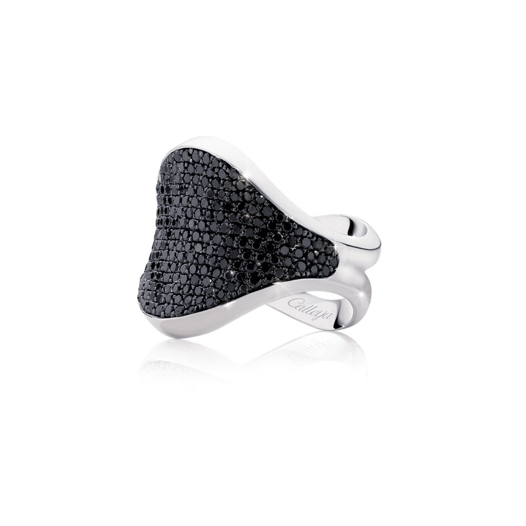 Zara Tindall by Calleija Saddle Suite 18ct White Gold Mini Black ...